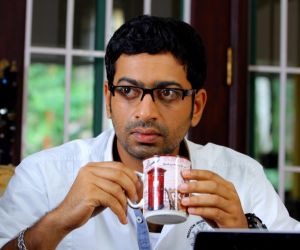 Red Wine Movie Cast, Review, Wallpapers & Trailer