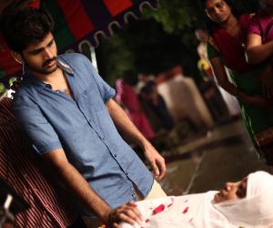 Metro Movie Cast, Review, Wallpapers & Trailer