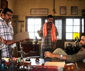 Madrasi Movie Cast, Review, Wallpapers & Trailer
