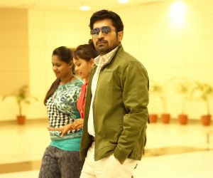 Pichaikkaran Movie Cast, Review, Wallpapers & Trailer