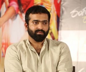 Rangula Ratnam Movie Cast, Review, Wallpapers & Trailer