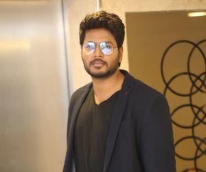 Next Enti Movie Cast, Review, Wallpapers & Trailer