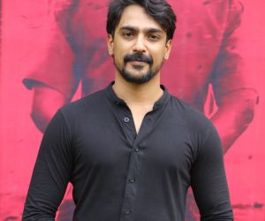 Auto Shankar Movie Cast, Review, Wallpapers & Trailer