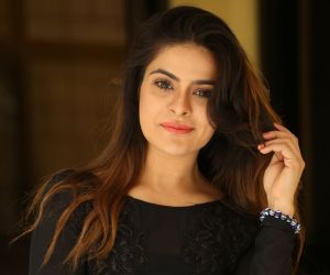 Saradhi Movie Cast, Review, Wallpapers & Trailer