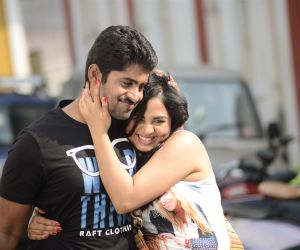 Sathru Movie Cast, Review, Wallpapers & Trailer