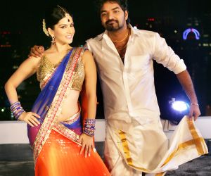 Kulfi Movie Cast, Review, Wallpapers & Trailer