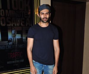 Traffic Movie Cast, Review, Wallpapers & Trailer