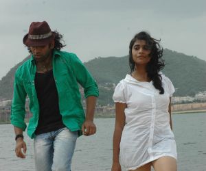 Yamapuri Movie Cast, Review, Wallpapers & Trailer