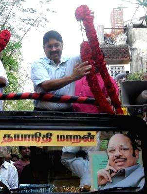 Dayanidhi Maran, DMK candidate for Central North constituency seeking ...
