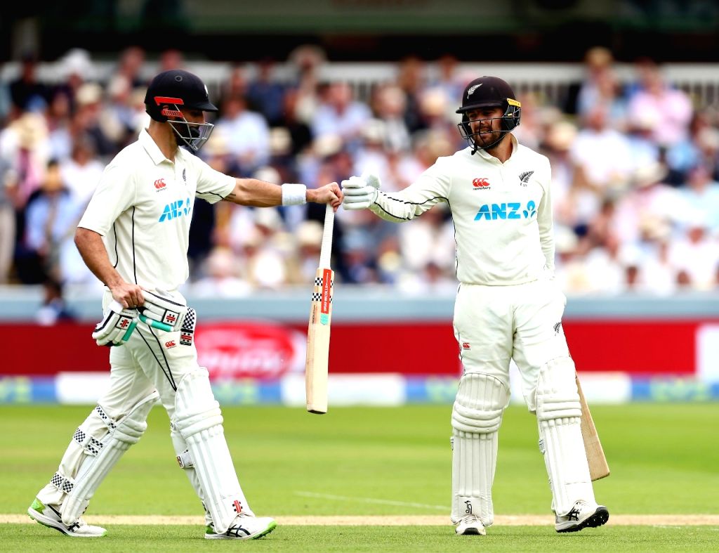 1st Test, Day 2: Mitchell, Blundell put New Zealand on top against England
