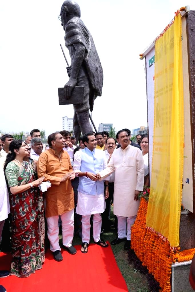 Free Photo: 20 ft high, 6 ft tall, 6 ft wide statue of Mahatma Gandhi ...