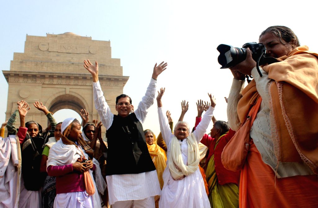 A group of "Widows from Vrindavan" visited India Gate