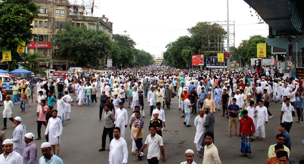 A huge crowd of Muslim Community gather to protest over the ...