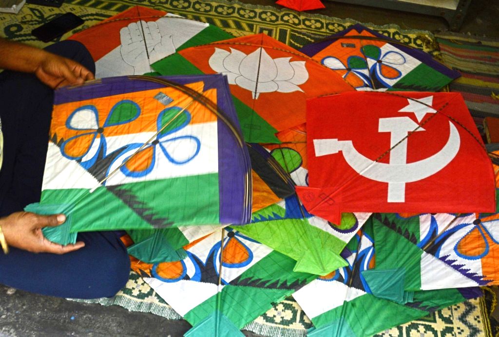 A kite maker making a political kite for ceiling ahead of State ...