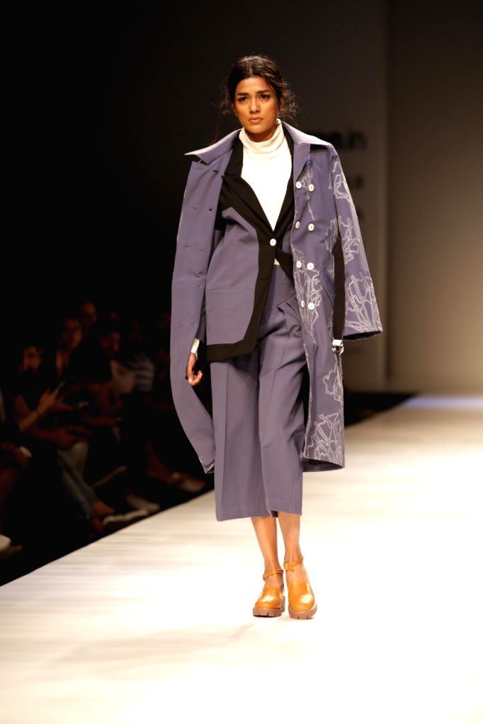 Amazon India Fashion Week - munkee.see.munkee.doo