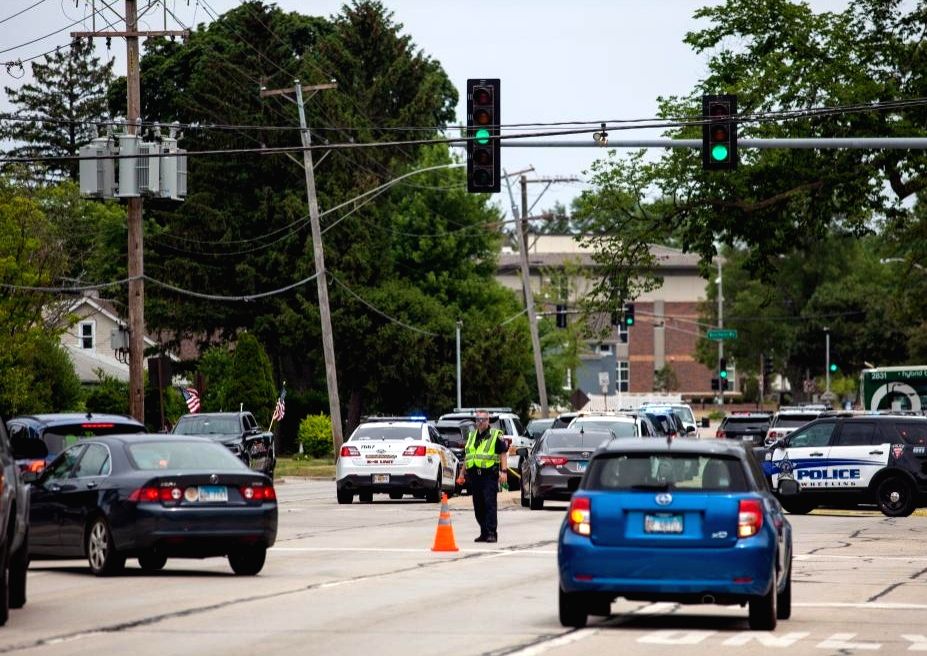 : Independence Day mass shooting in Chicago suburb sends shock waves ...