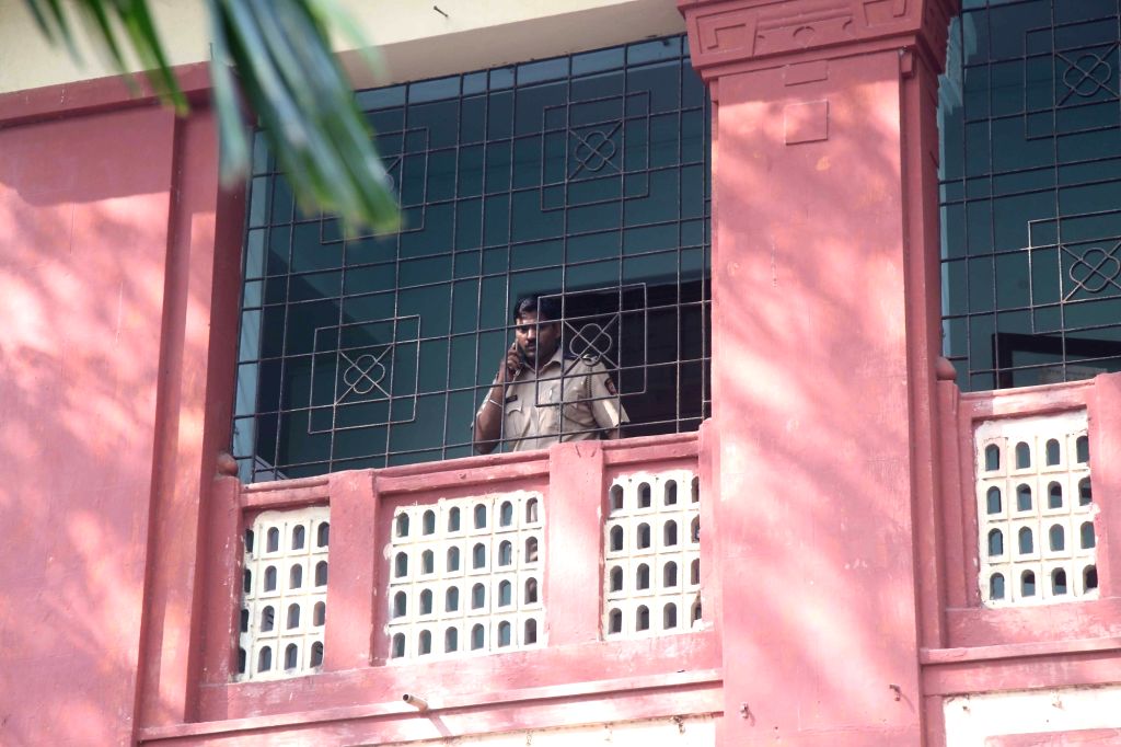 Two injured in knife attack inside Mumbai court