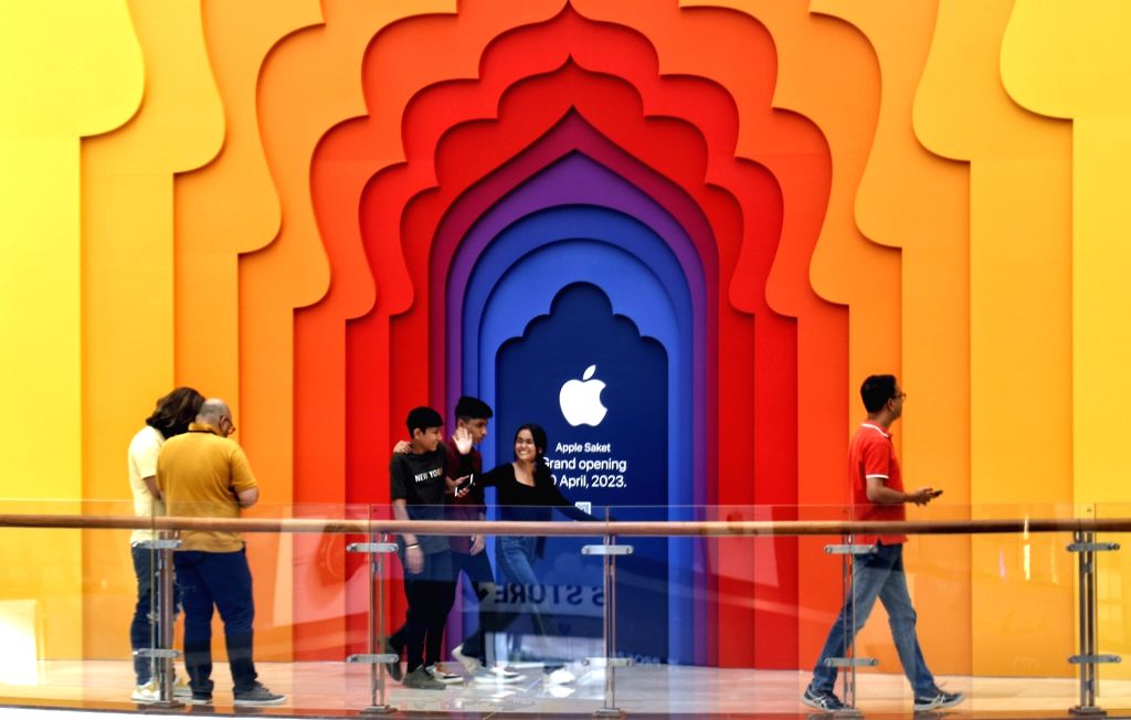A view of the decorative entrance of the new Apple store