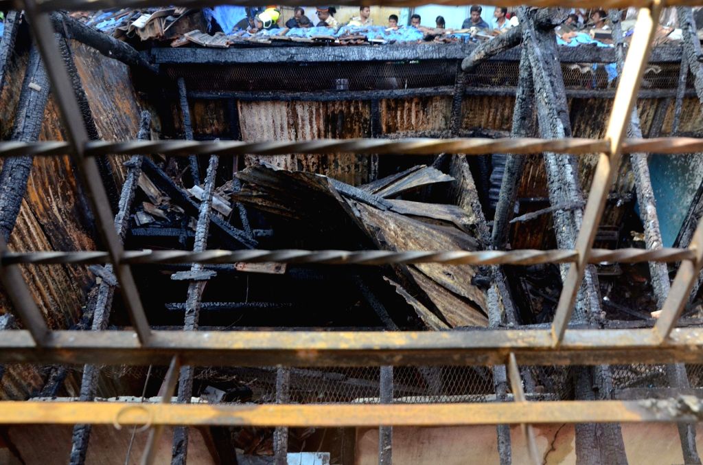 Fire breaks out at a Matunga slum