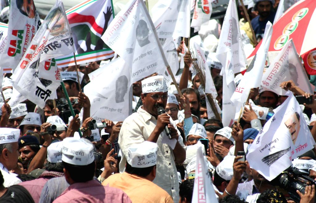 Arvind Kejriwal ahead of filing nominations