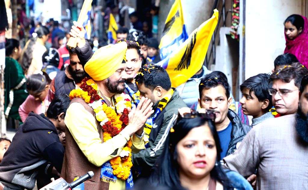 AAP's Jitender Singh Shunty campaigns for assembly election