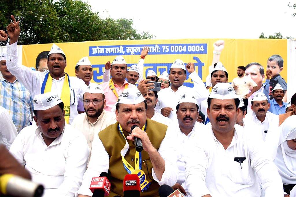 AAP's 'School Bachao Andolan' protest
