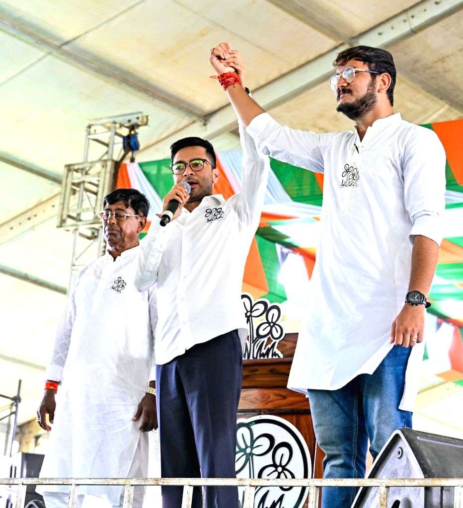 Abhishek Banerjee Addresses TMC Rally at Saptagram