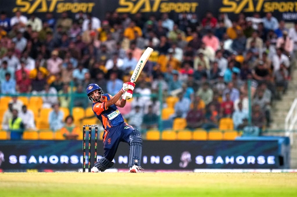 Free Photo : Abu Dhabi T10: Karim Janat, Miller help Samp Army beat ...