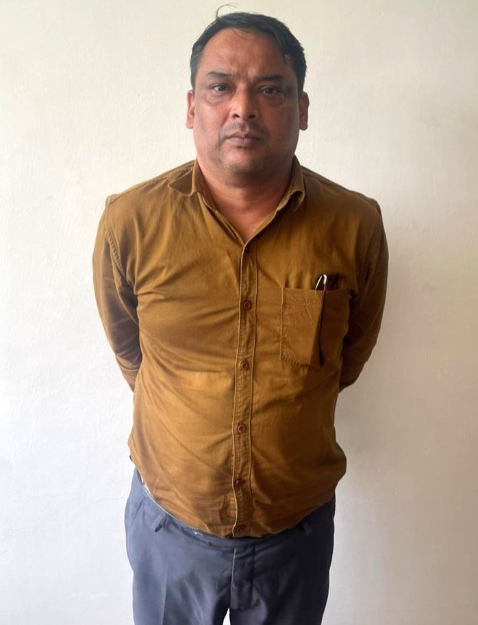 Free Photo : ACB nabbed Enforcement officer and private person for ...