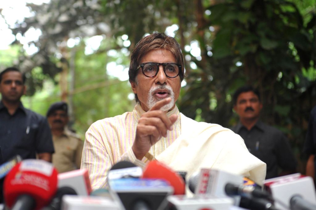 Amitabh Bachchan celebrates his 71st birthday with the media at his office