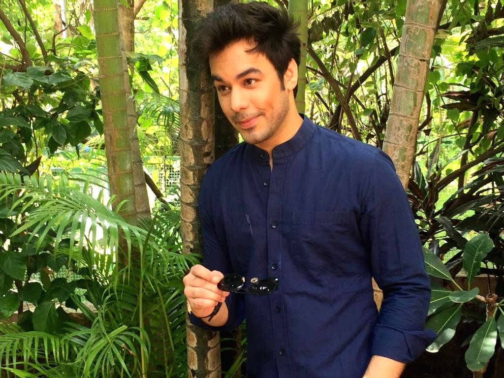 Free Photo: Manish Goplani excited to play 'pure negative character