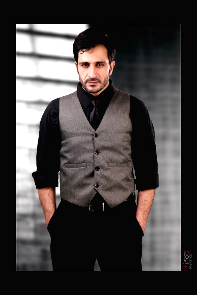 'Hamid' actor roots for film industry in Kashmir