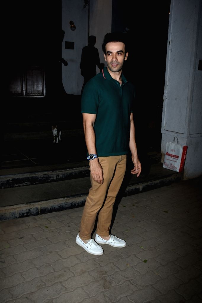 Punit Malhotra seen at Bandra