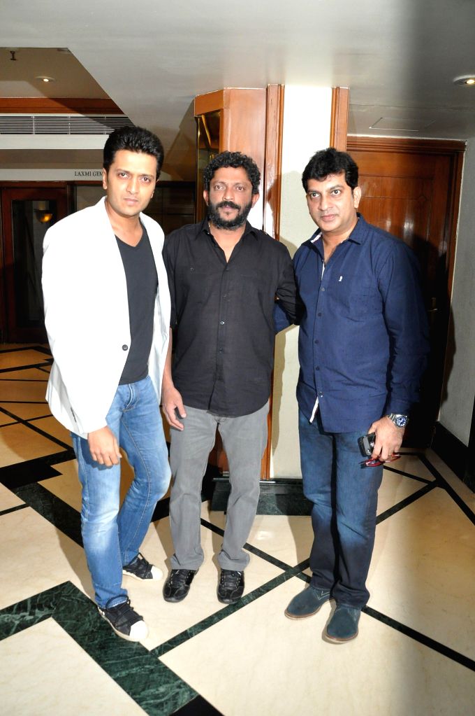 Riteish Deshmukh celebrates the success of Lai Bhari