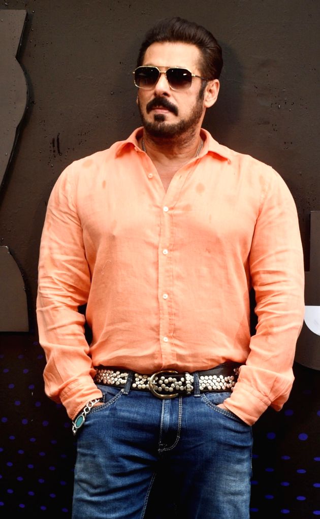 : Mumbai: Actor Salman Khan at a Press conference on the set of ...