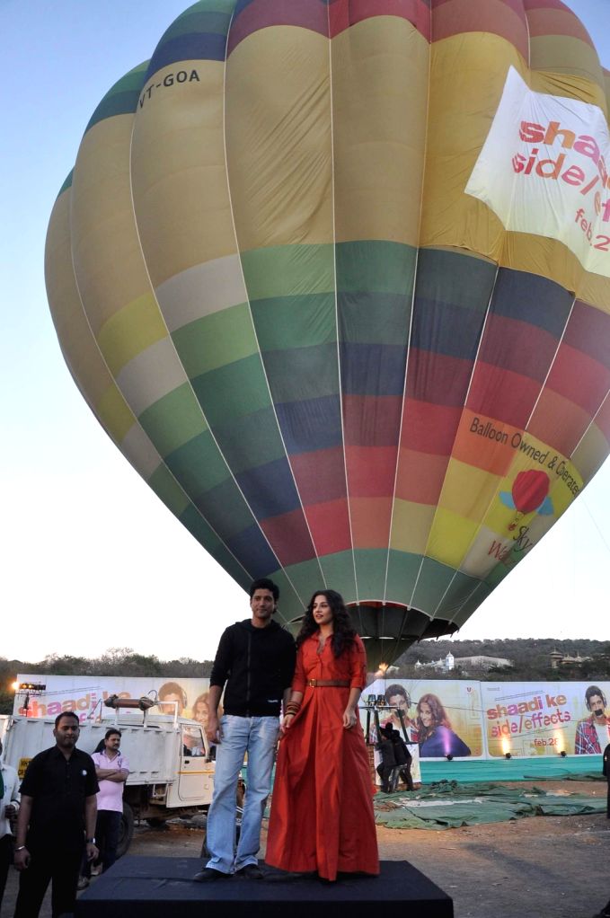 Promotion of film Shaadi ke side effects on hot air balloon