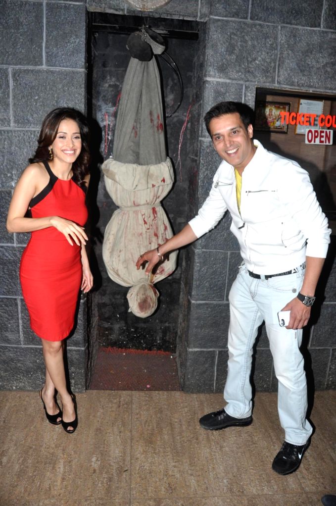 Promotion of film Darr @ The Mall