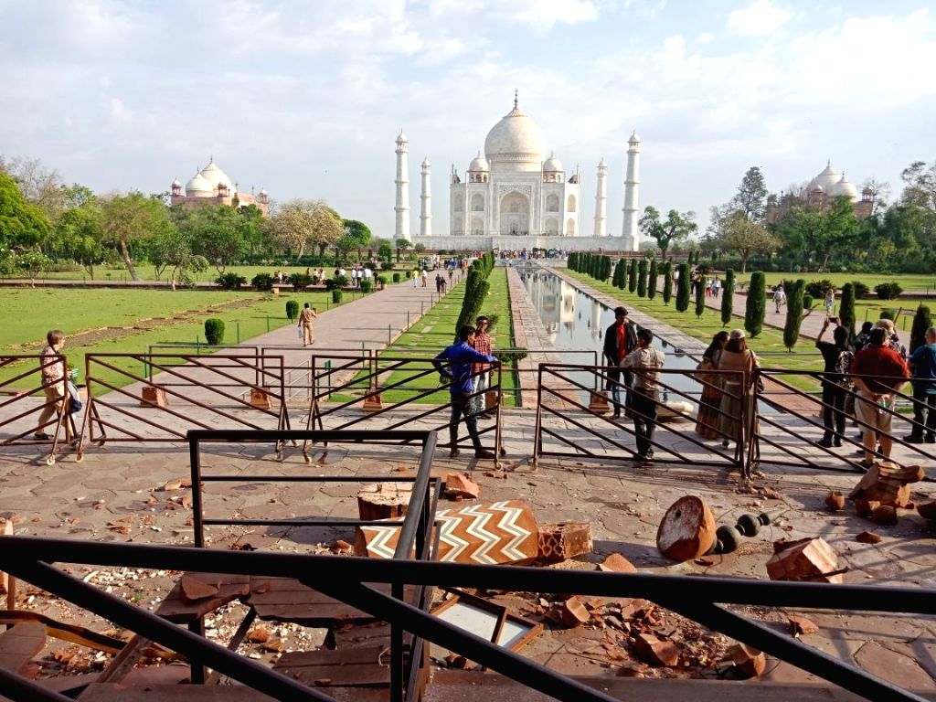 Taj city fumes without power, water 48 hours after storm