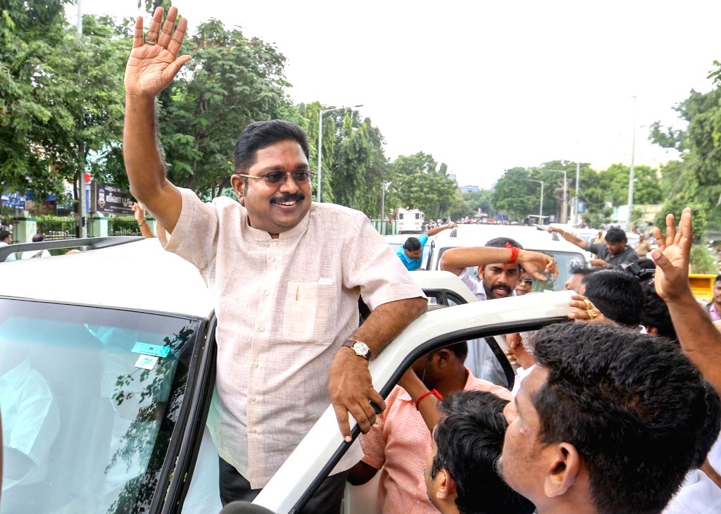 T.T.V Dhinakaran files nomination papers