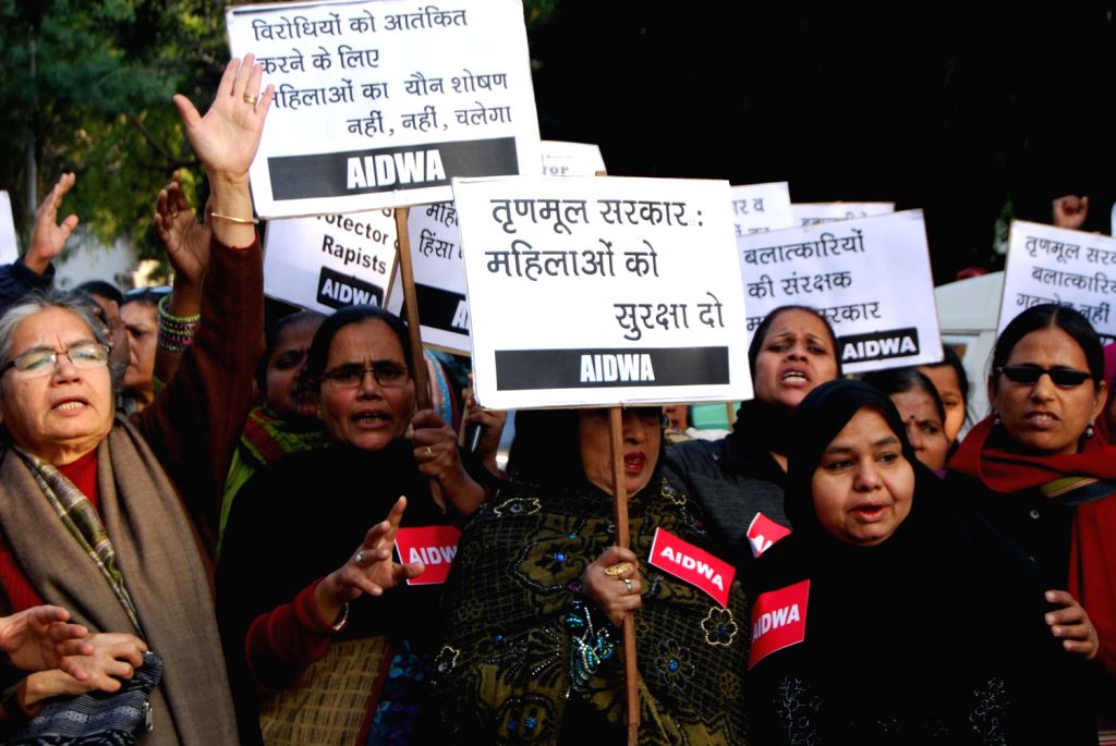 New Delhi : AIDWA protest against Mamata Banerjee