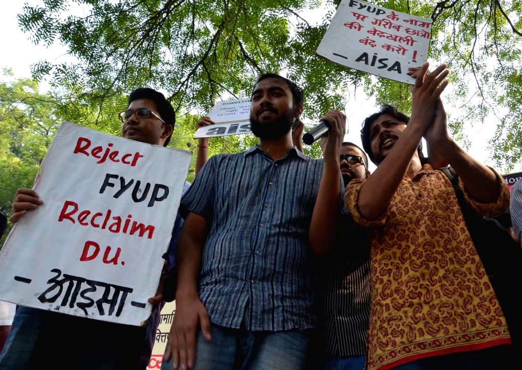 AISA demonstrates at Jantar Mantar