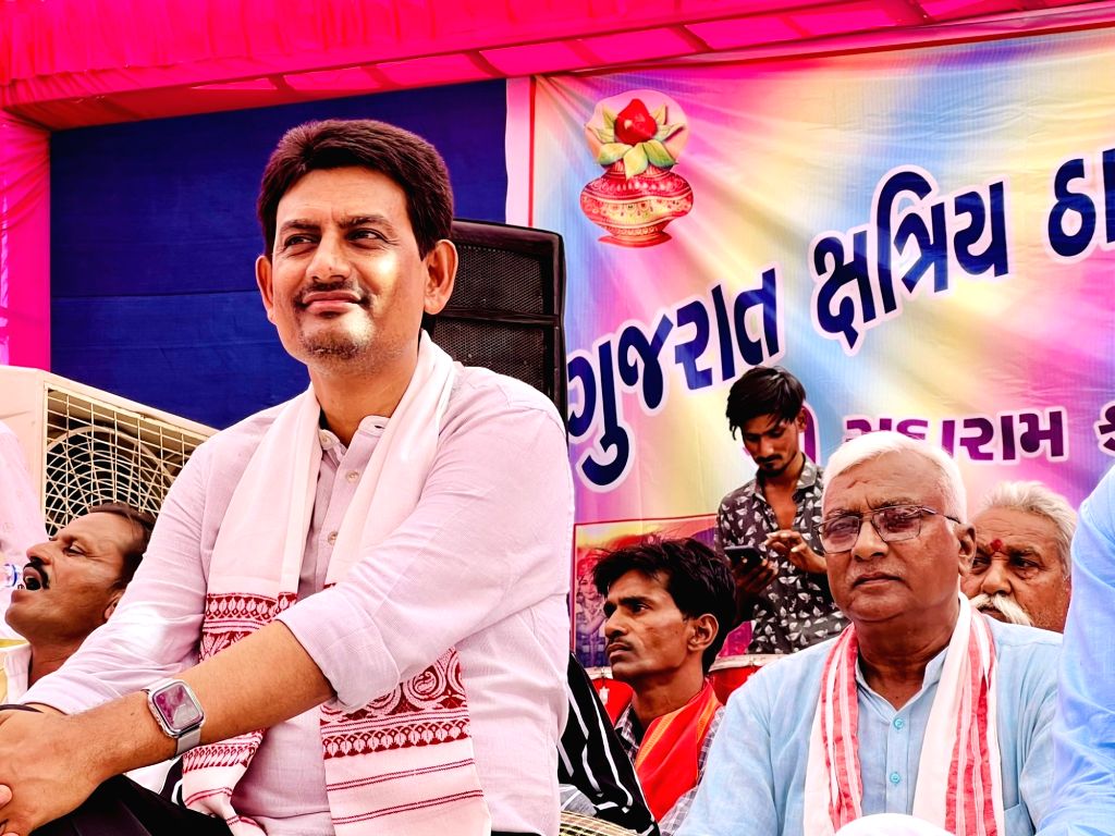 Free Photo: Alpesh Thakor at mass marriages organized by Gujarat Thakor ...