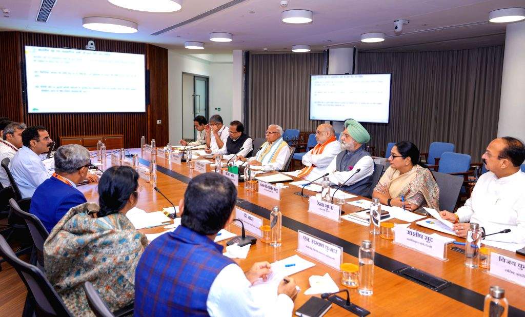 Amit Shah chairs meeting on slum rehabilitation in Delhi