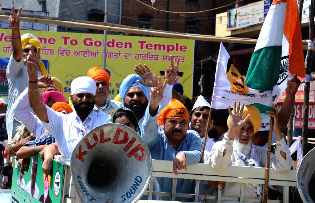 AAP's "Beimaan Bhajao Punjab Bachao" march