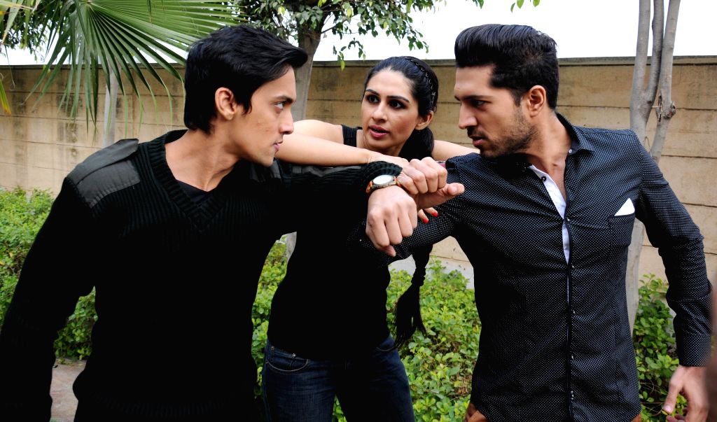 Promotion of serial 'Everest'