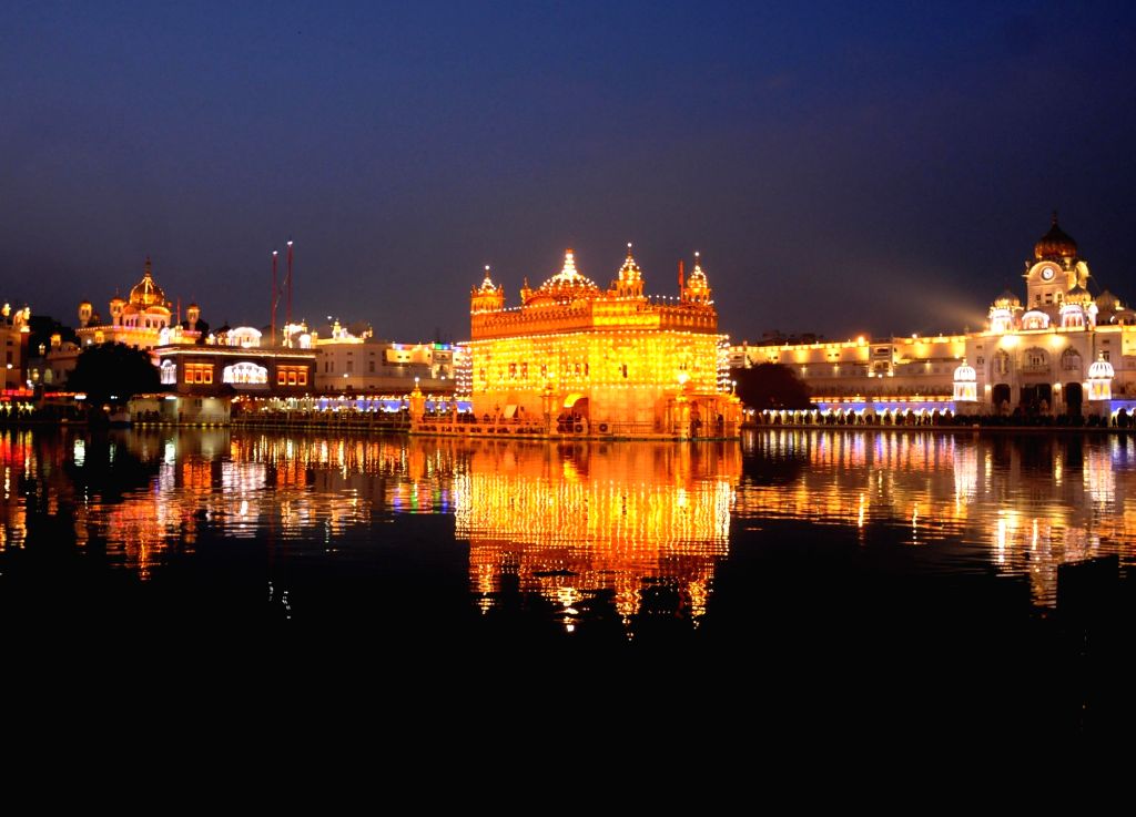 Golden Temple illuminated on Guru Gobind Singh Jayanti