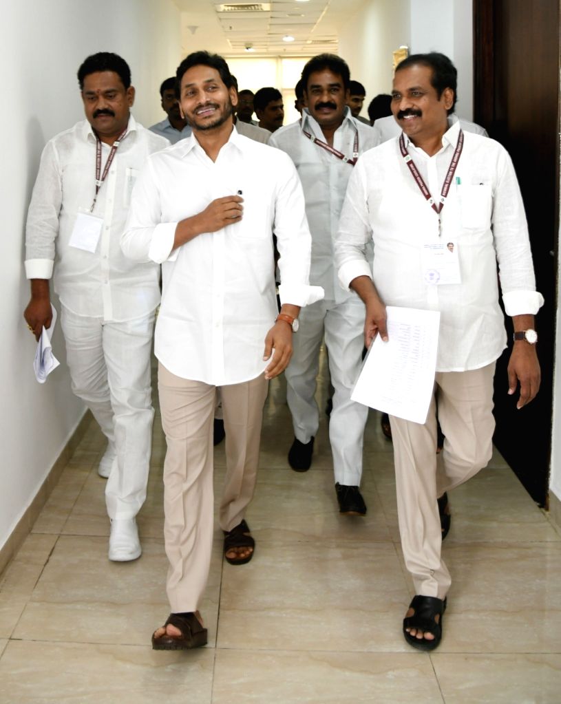 Free Photo : Andhra MLAs cast votes