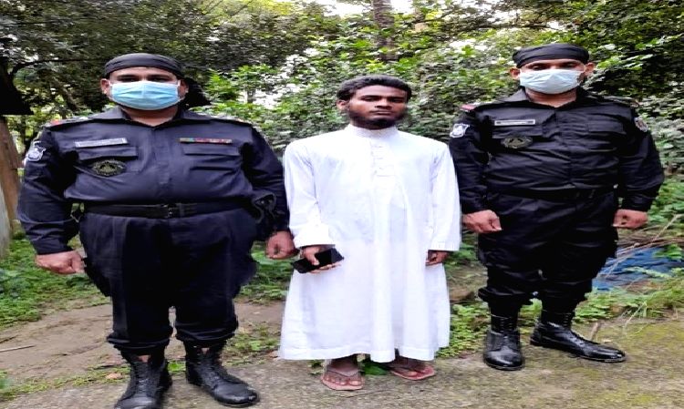 Free Photo: Ansar Al Islam militant arrested in Bangladesh