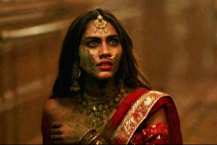 Apeksha Porwal starts shooting for 'Slave Market 2'
