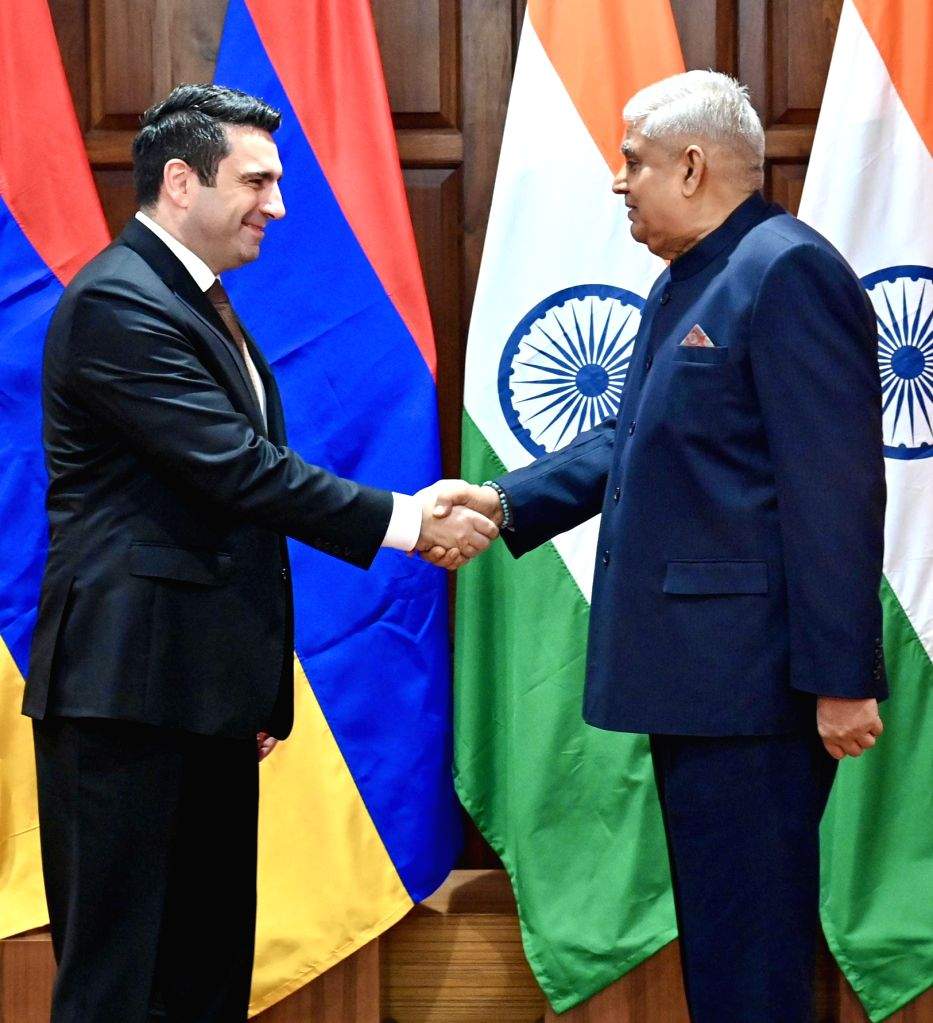 Armenian National Assembly President Alen Simonyan Meets Vice-President ...